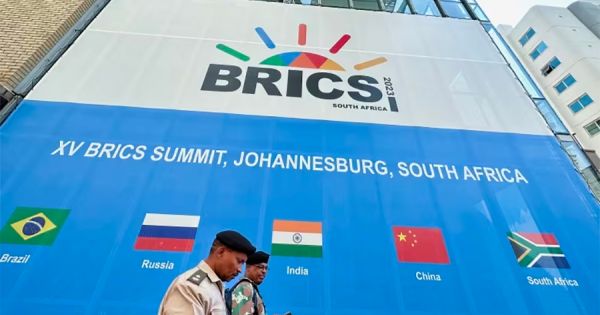 Lula y otros líderes del BRICS se reúnen en Johannesburgo — MercoPress